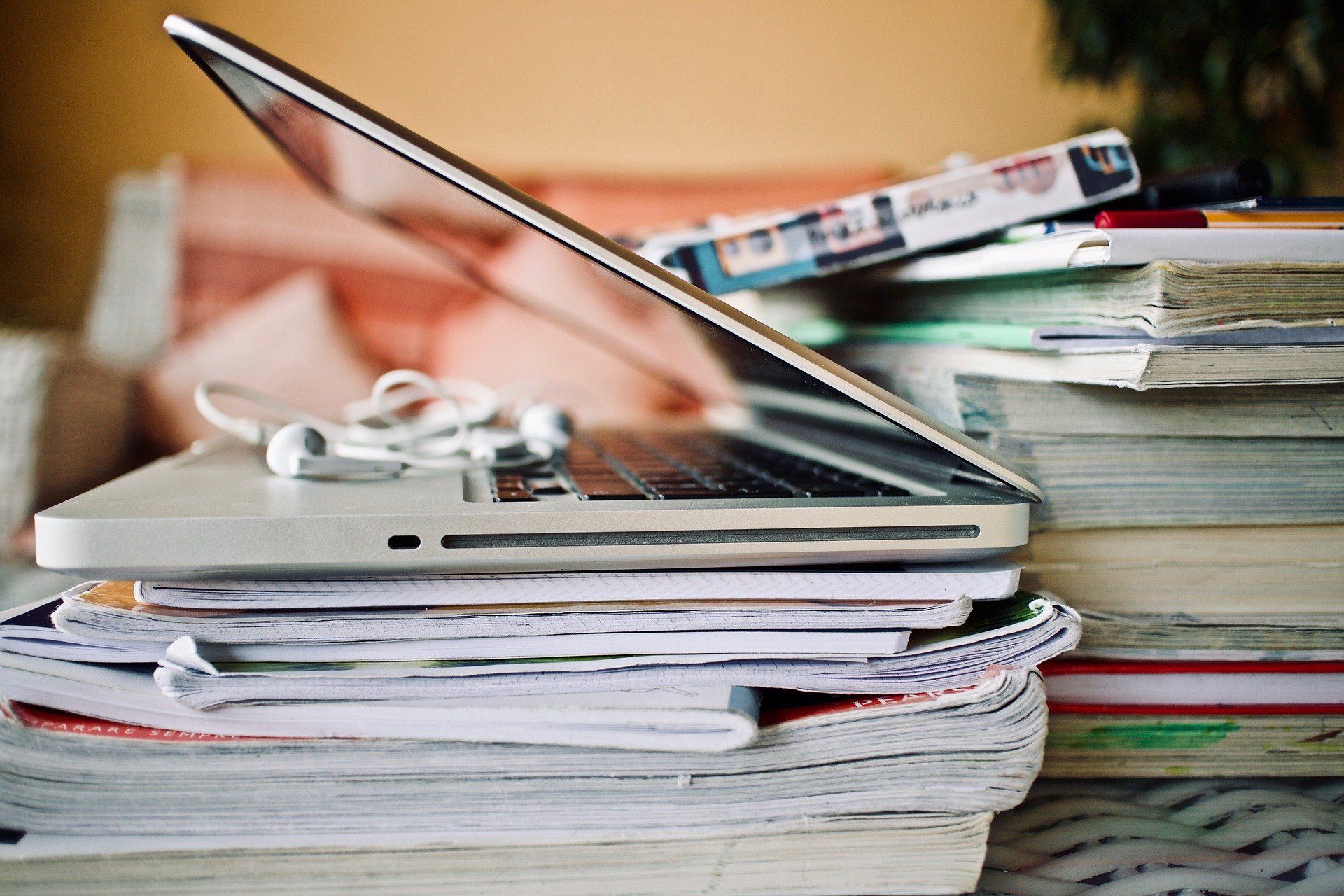 Making the best of it: online learning and remote teaching - Raspberry ...