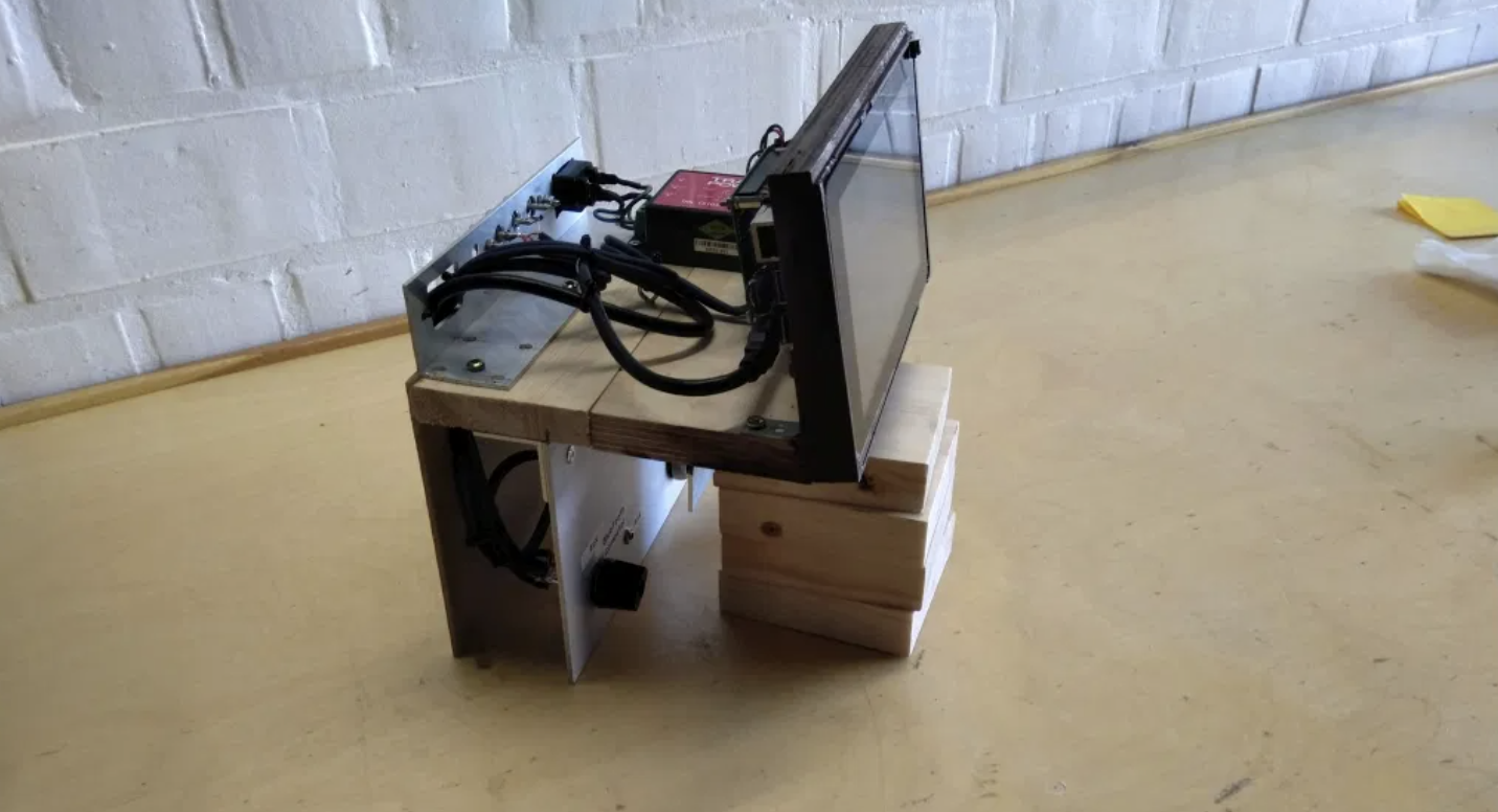 Raspberry Pi transforms old Wurlitzer into modern digital jukebox ...