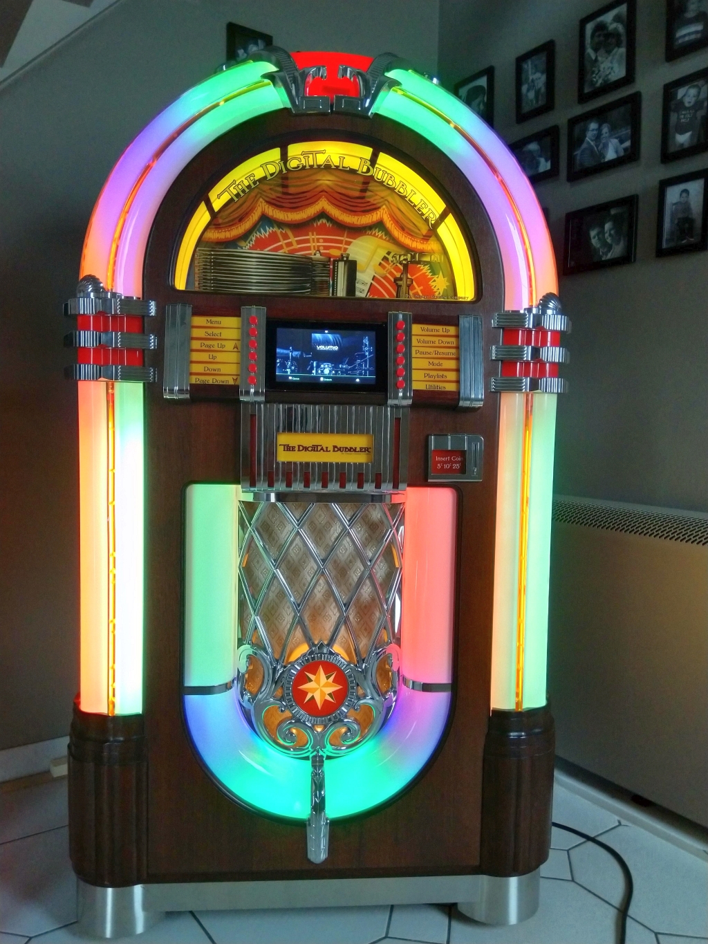 Raspberry Pi transforms old Wurlitzer into modern digital jukebox ...