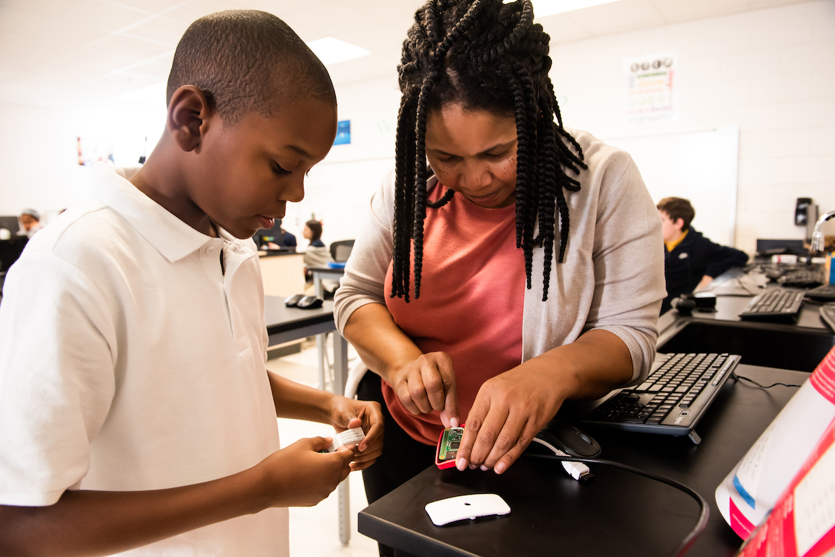 Engaging primary Computing teachers in culturally relevant pedagogy ...