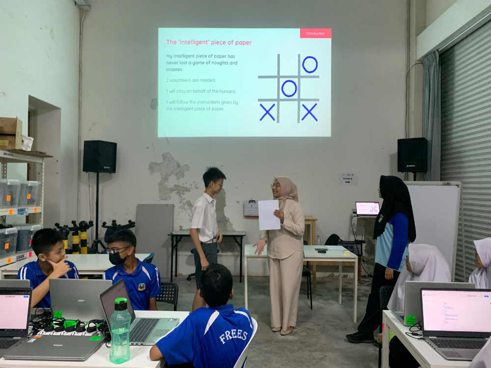 Teaching a generation of AI innovators in Malaysia with Experience AI - Raspberry Pi Foundation