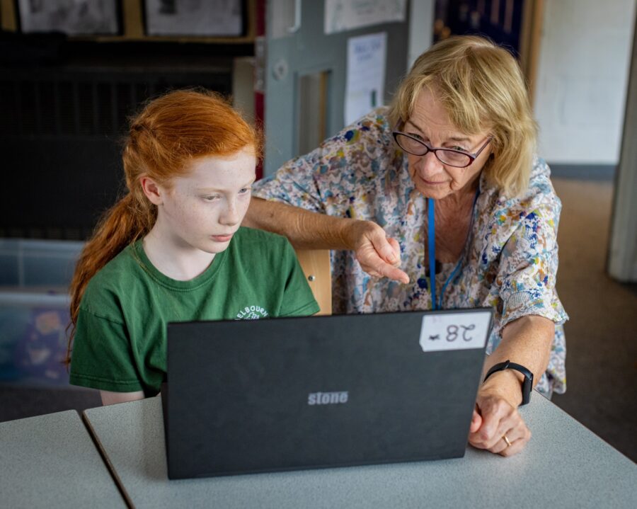 Introducing classroom management to the Code Editor - Raspberry Pi ...