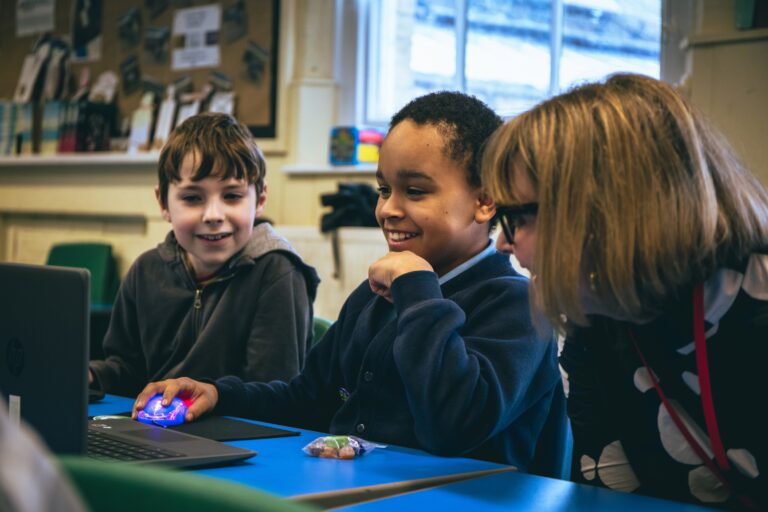 Introducing Picamzero Simplifying Raspberry Pi Camera Projects For Beginners