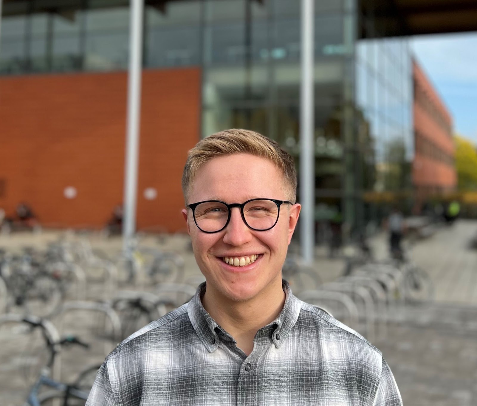 How to make debugging a positive experience for secondary school students