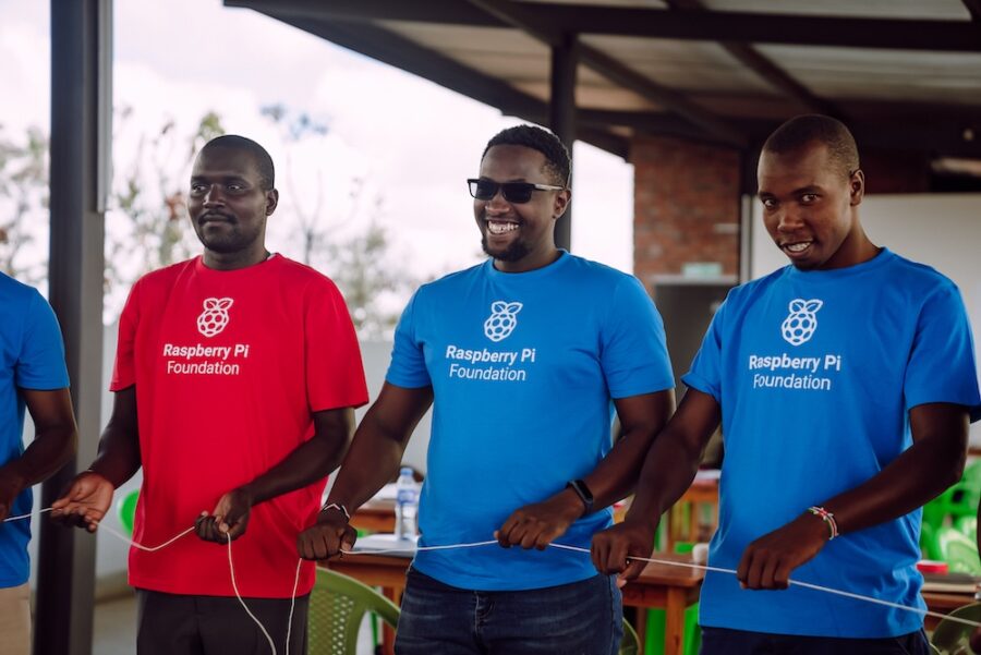 Teaching digital literacy without devices - Raspberry Pi Foundation Teaching digital literacy without devices - Raspberry Pi Foundation