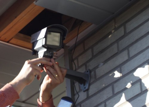 Turn your Pi into a low-cost HD surveillance cam - Raspberry Pi